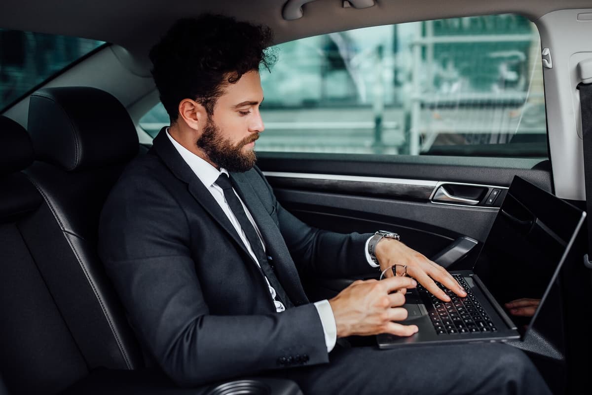 Rol Drive | Global Chauffeur Services with Luxury Cars