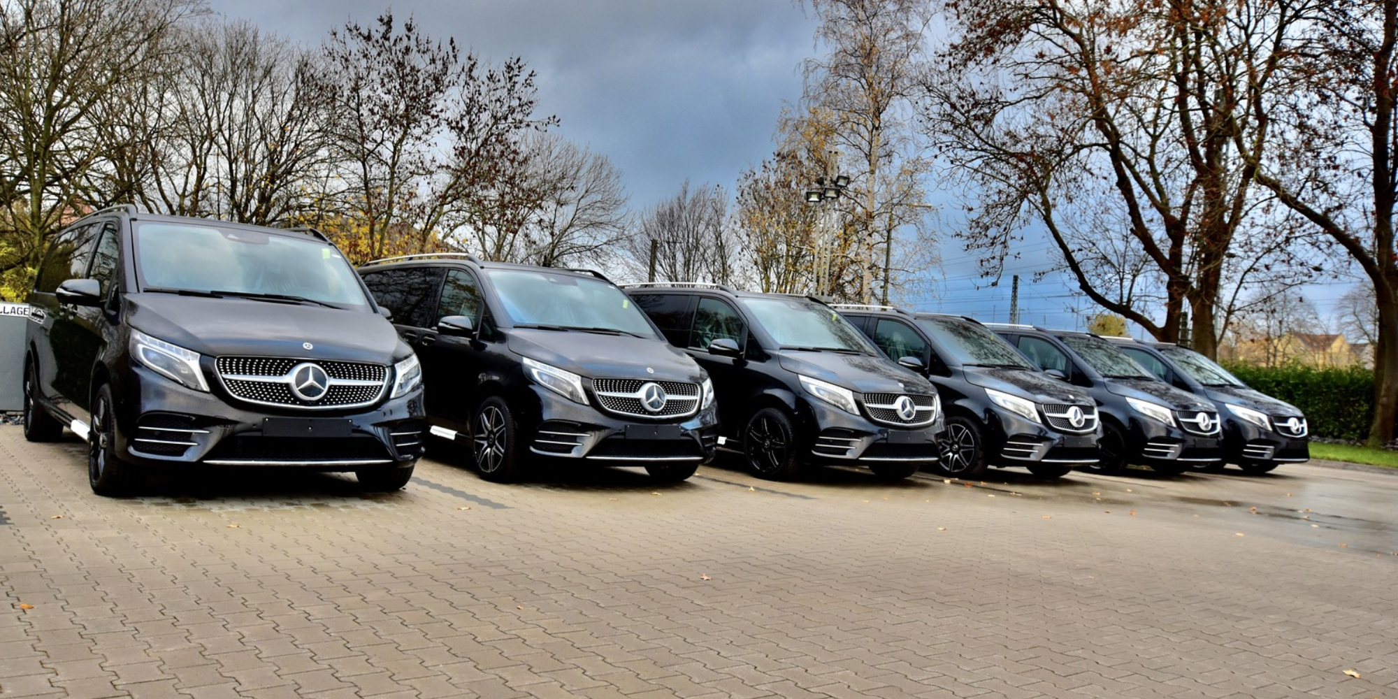 Book Luxury Mercedes Benz Chauffeur in London | Rol Drive